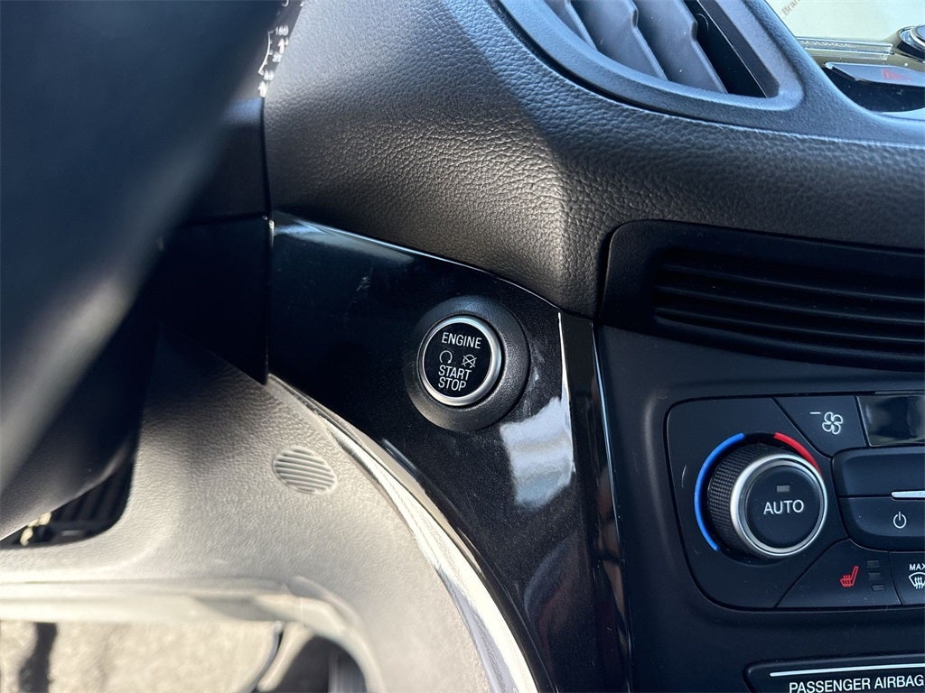 2019 Ford Escape Titanium Kingsport TN | Wallace Ford of Kingsport ...